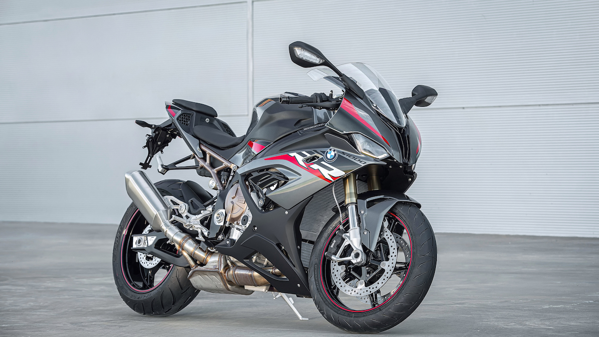 4 motos de luxo que fazem sucesso no mercado brasileiro - Mulheres de Moto